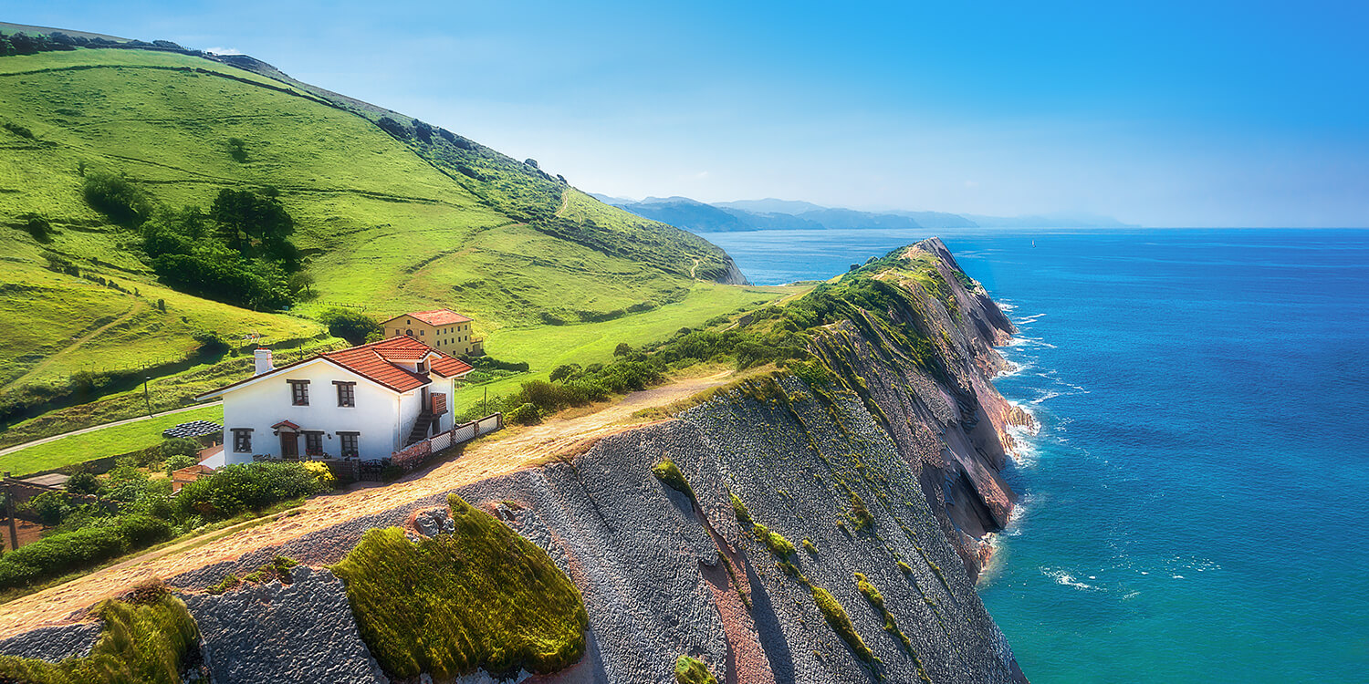 San Sebastián: Guipuzcoa Coast Full Day Tour - Private tours in Spain ...